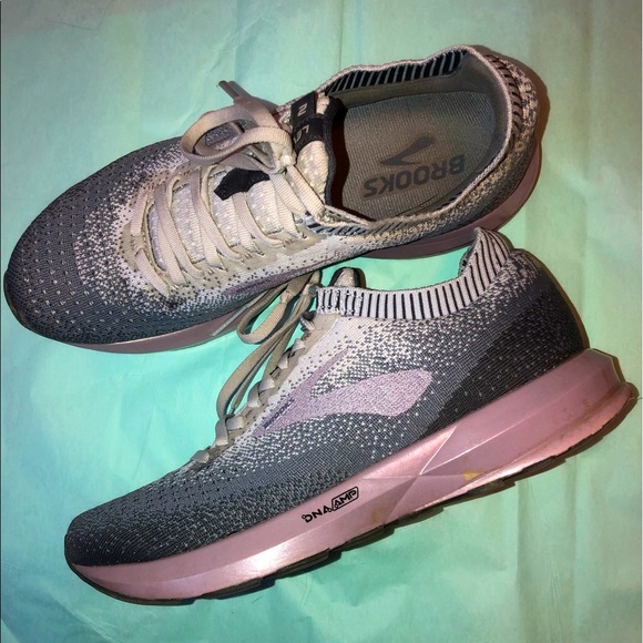 Brooks | Shoes | Brooks Dna Amp Levitate 2 Sneaker | Poshmark